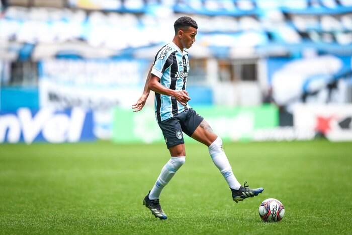 Fernando Henrique revela inspiração em Casemiro e comemora ... Fernando Henrique revela inspiração em Casemiro e comemora ...